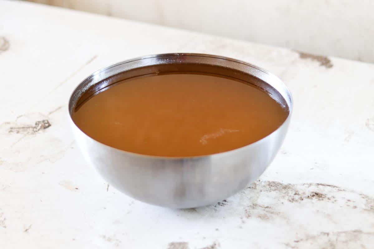 How to Render and Purify Tallow So That it is Odorless and White